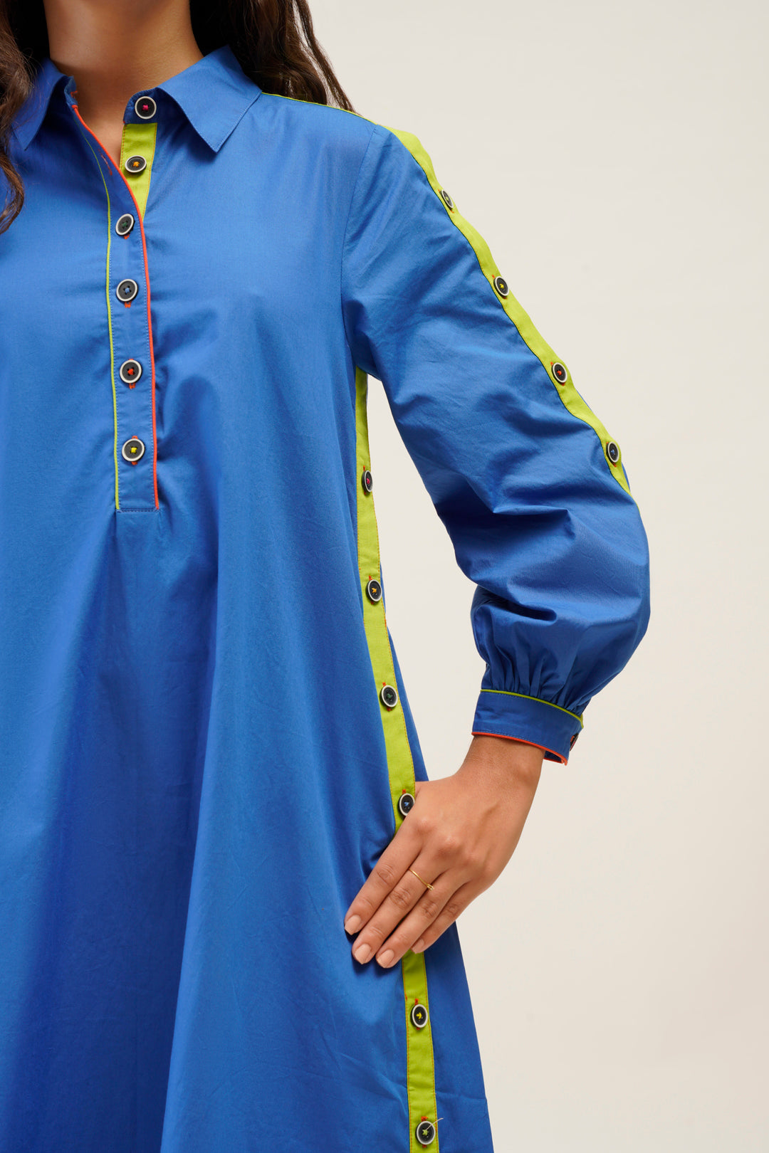 Stitch Stories: Weaving Fashion Narratives for the Modern Wardrobe